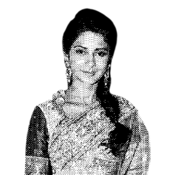 Jennifer Winget Net Worth (2026): Height, Age, Bio - Mr. Paparazzi